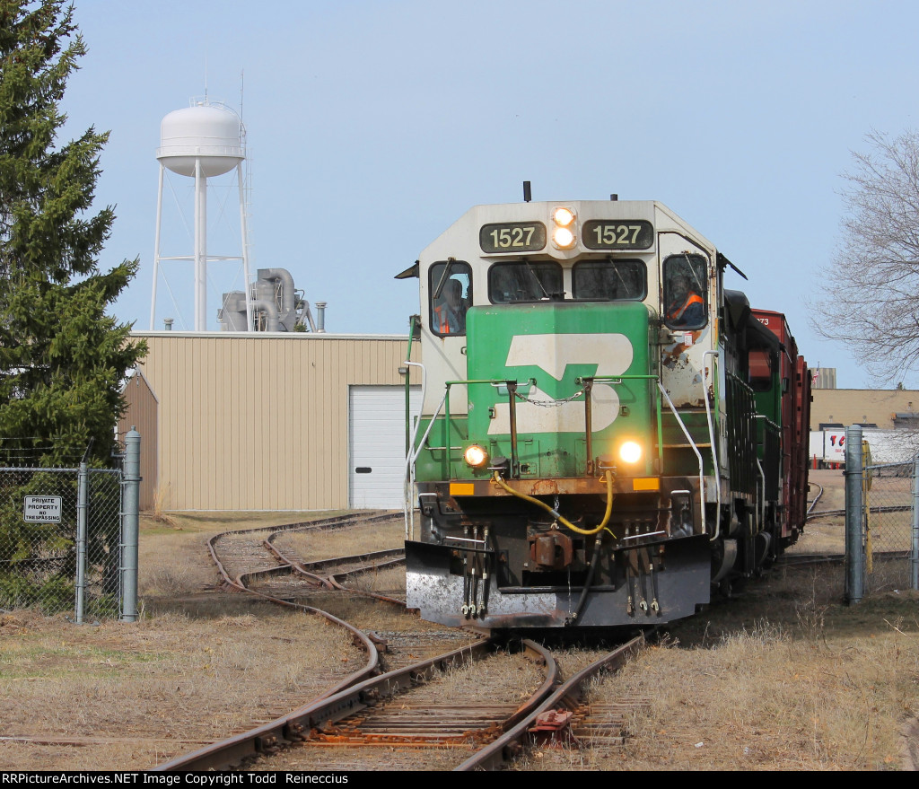 BNSF 1527
